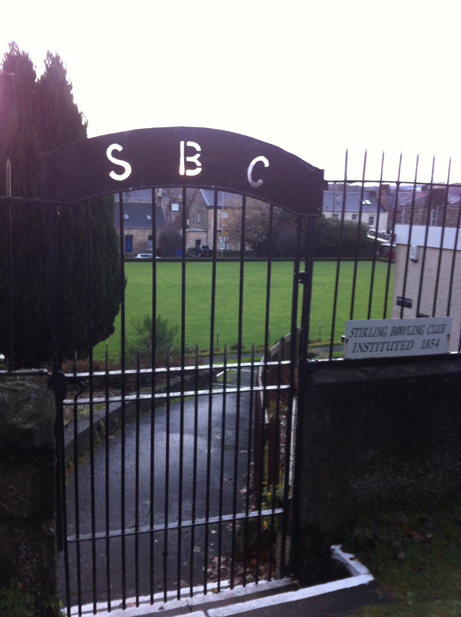 Stirling Bowling Club – Lawn Bowling in the Heart of Historic Stirling