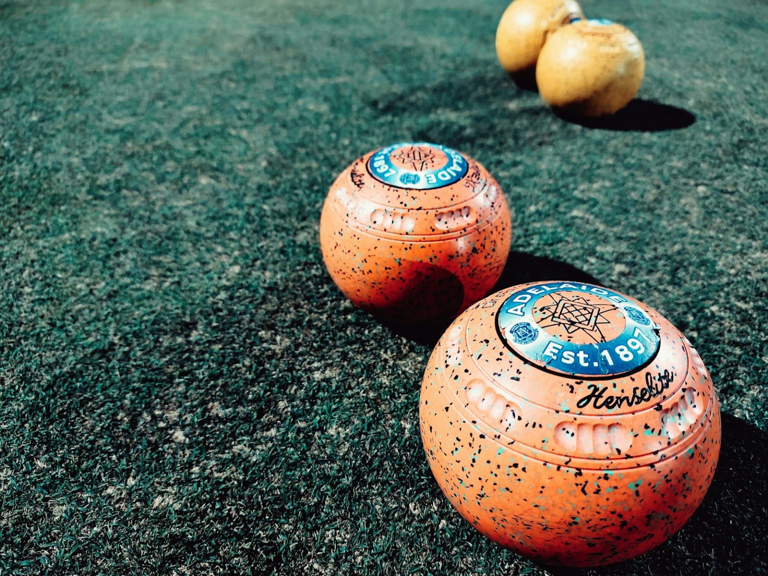 Stirling Bowling Club – Lawn Bowling in the Heart of Historic Stirling